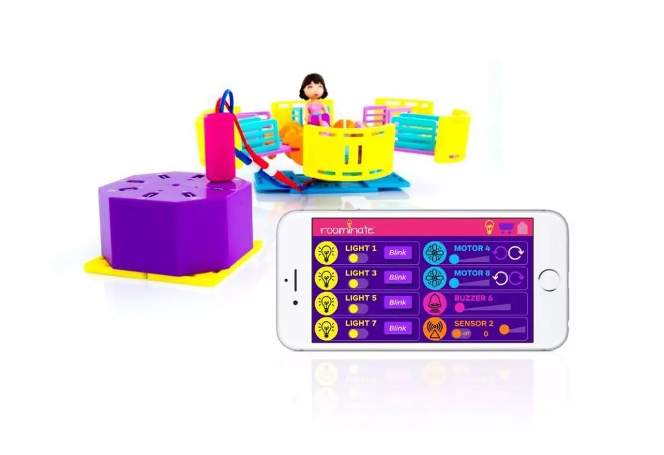 Roominate rPower é un kit de construción electrónico interactivo para nenas. O módulo rPower permítelle controlar as súas pezas con calquera dispositivo con Bluetooth.