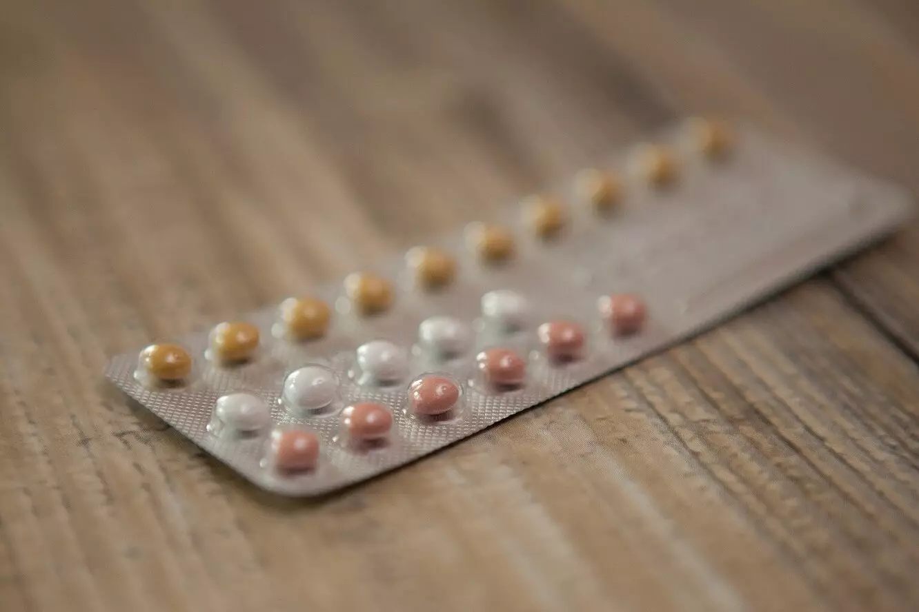 Oral contraceptives and the hormone of love - what is the connection