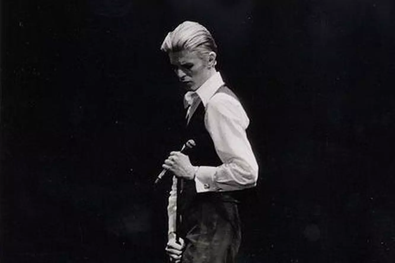 Nziyo dzese dzaDavid Bowie dzave dzeWarner Music