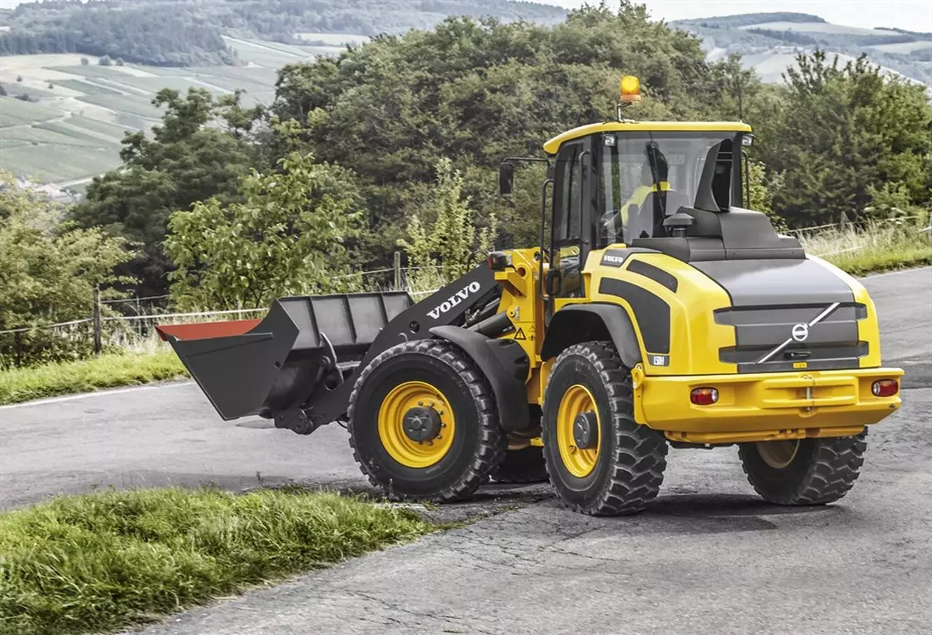 Volvo traktor