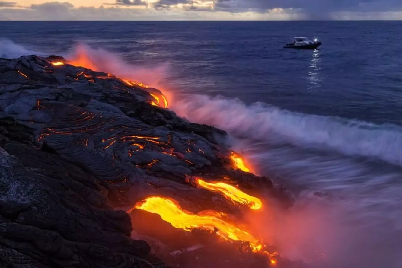 La erupción en Hawái amplía los límites de la isla: el resort es suficiente para todos