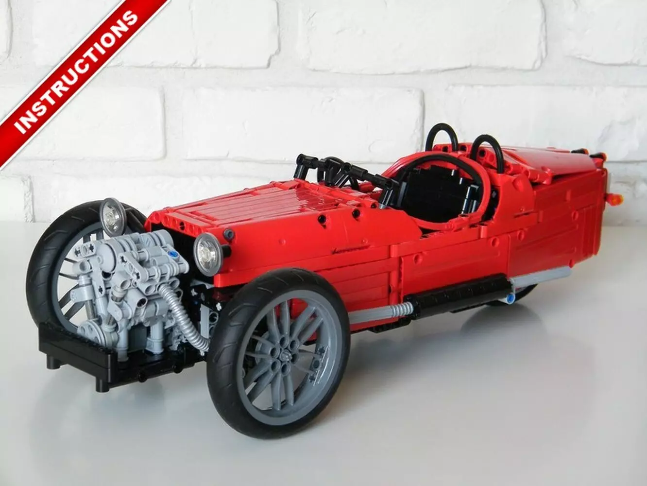 Morgan 3 Wheeler. Kaéndahan anu teu wajar. Hatur nuhun kana karya amatir berbakat anu dirakit Morgan 3-Wheeler ti LEGO, geus jelas yén pilihan misalna hiji leuwih ti mungkin. Tetep ngan ukur ngaleupaskeun set resmi.