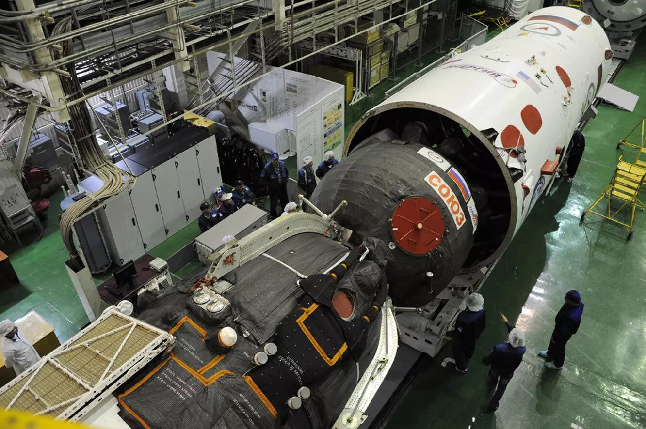 Författarens inspektion av rymdfarkosten Soyuz MS-02: galleri 346548_4