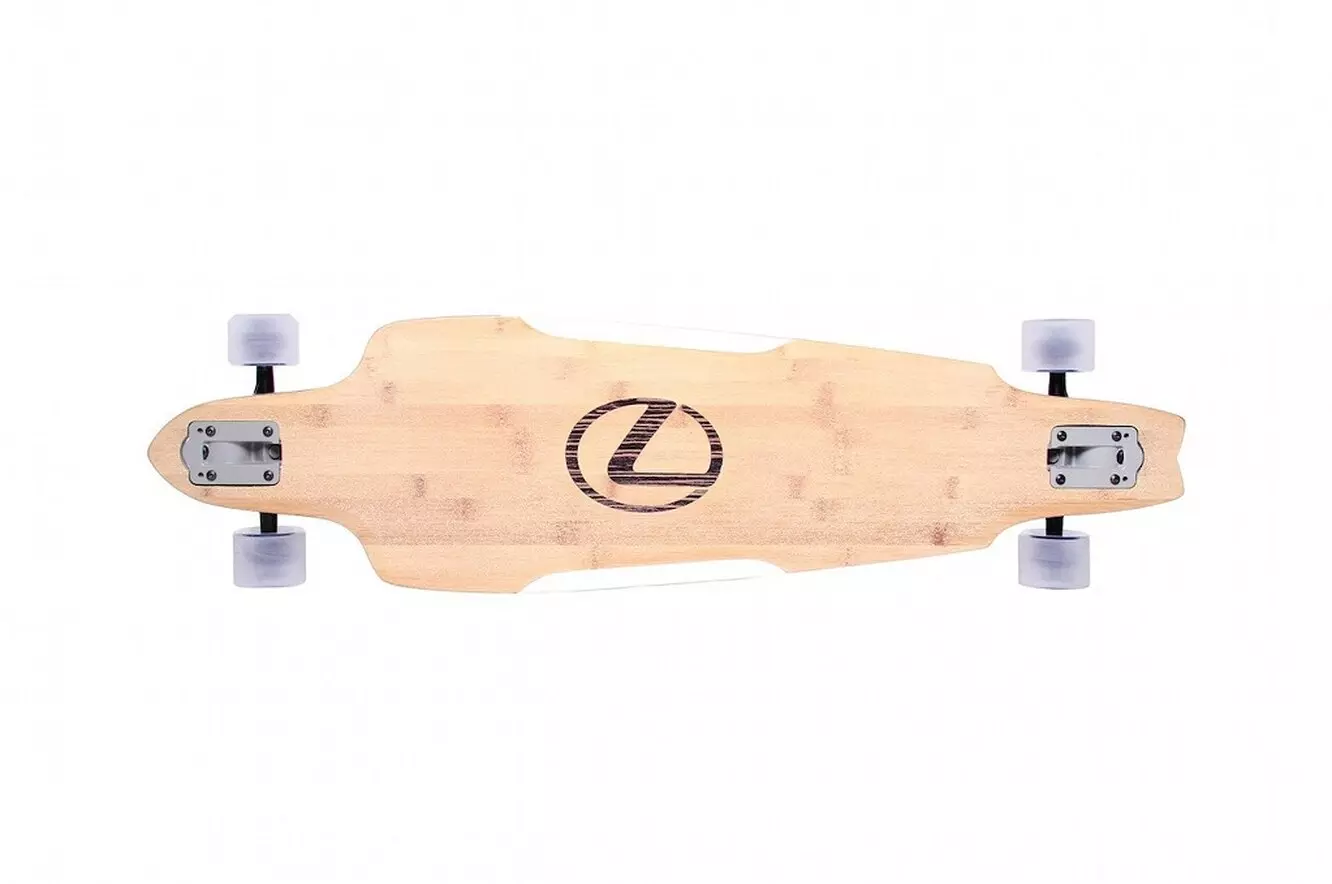 Lexus membuat longboard bambu 347762_1