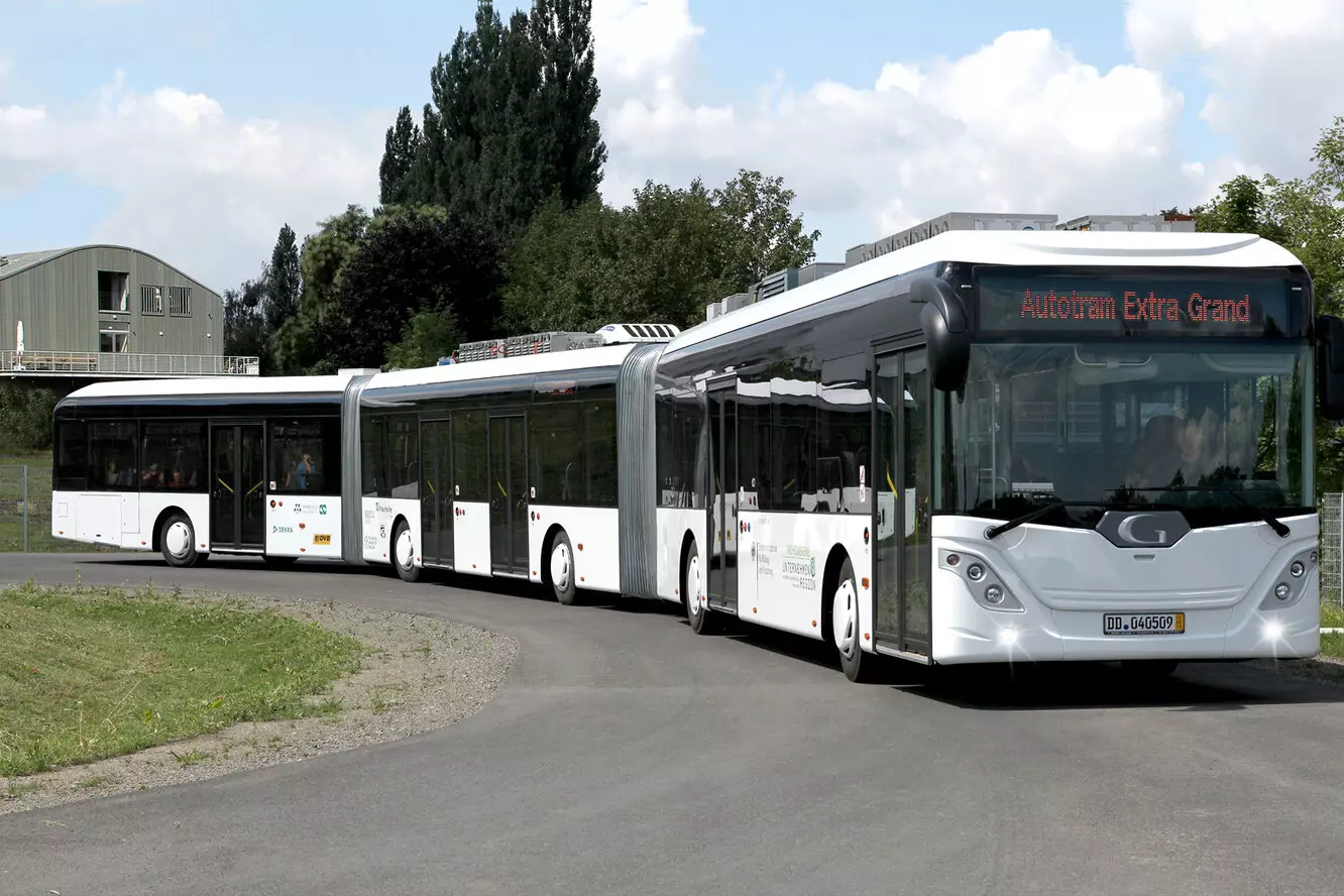 AutoTram Extra Grand: autobuz de o lungime incredibilă