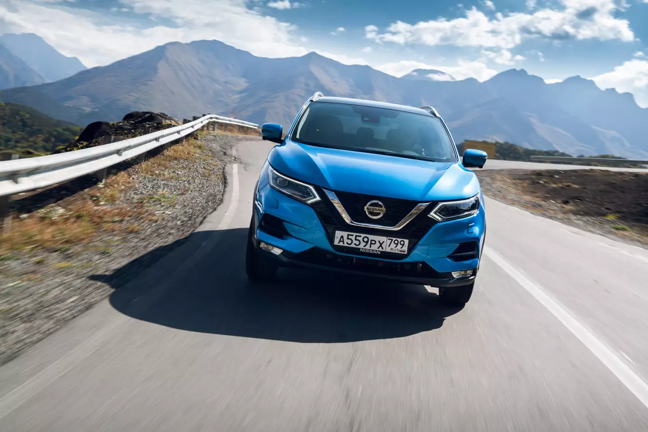 Reynir að finna að minnsta kosti eitthvað slæmt í Nissan Qashqai 348560_2