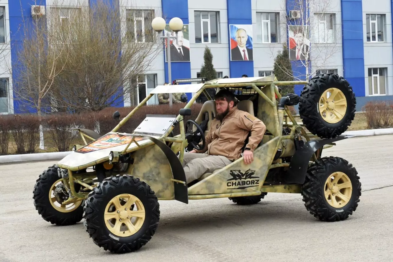 Kadyrov escolleu o nome do vehículo todoterreo militar checheno