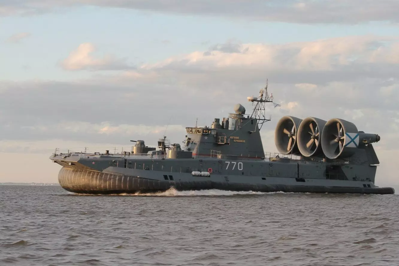 Hovercraft mabur bakal bali menyang Angkatan Laut Rusia 351232_2