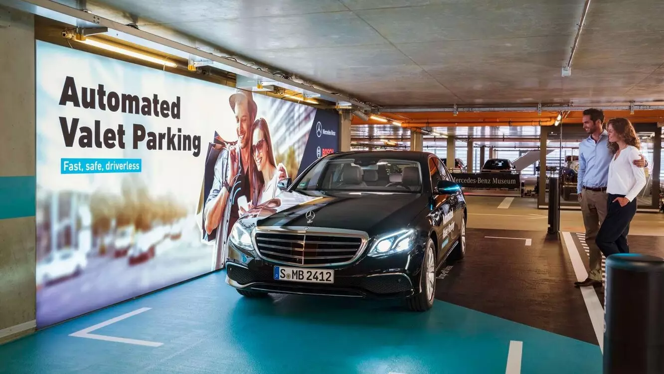 Mercedes-Benz rebutja els assistents d'aparcament 352048_2