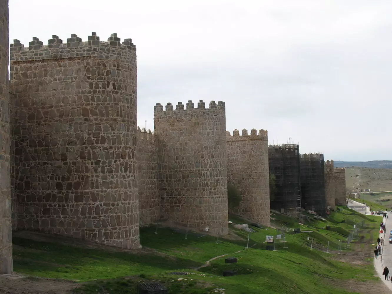 ວິທີການສ້າງ Castle: ຈາກກໍາແພງ fortress ໄປຫາ tower ຕົ້ນຕໍ 352694_5