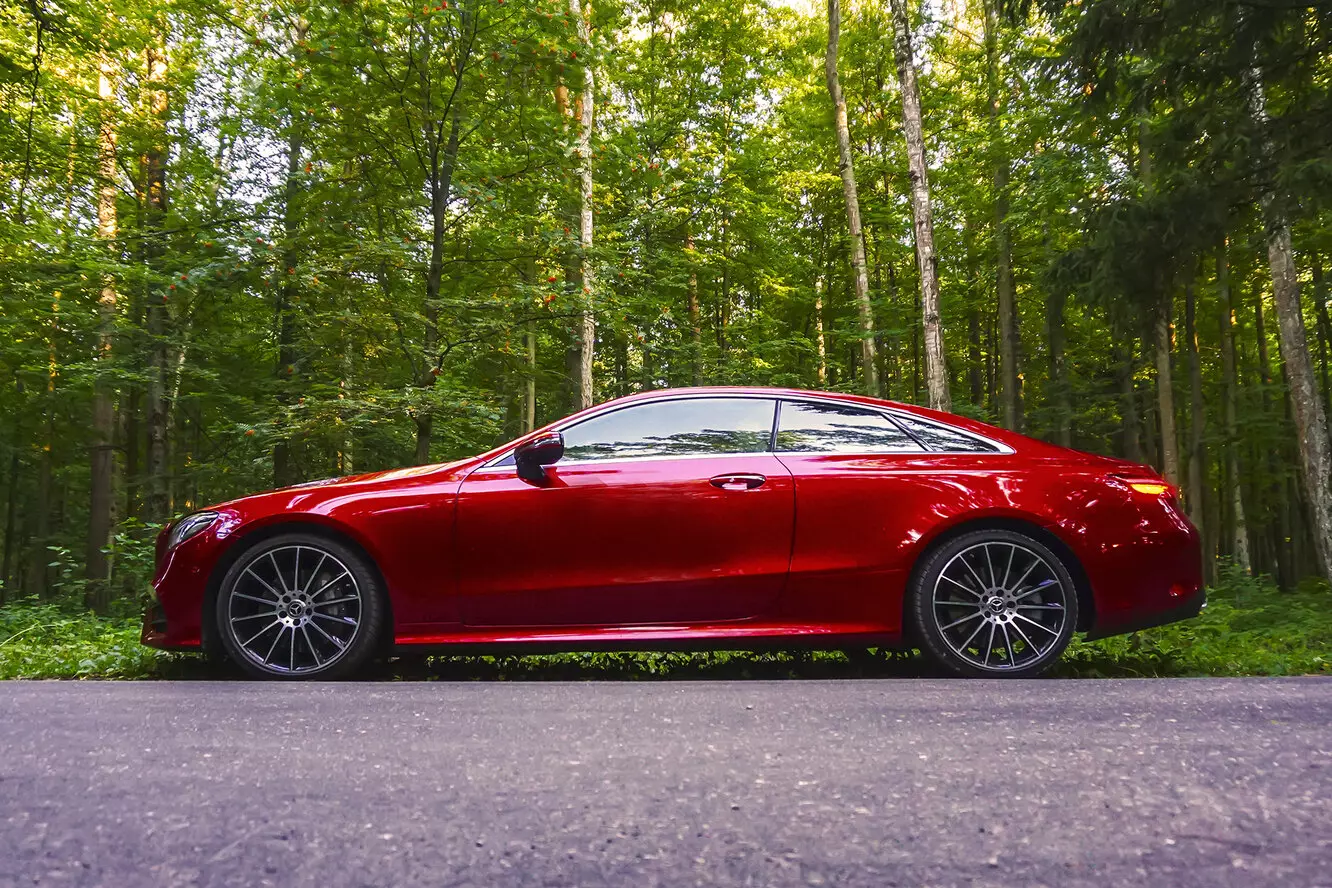 Shovqinsiz: Mercedes-Benz E 400 Coupe testi 352711_3