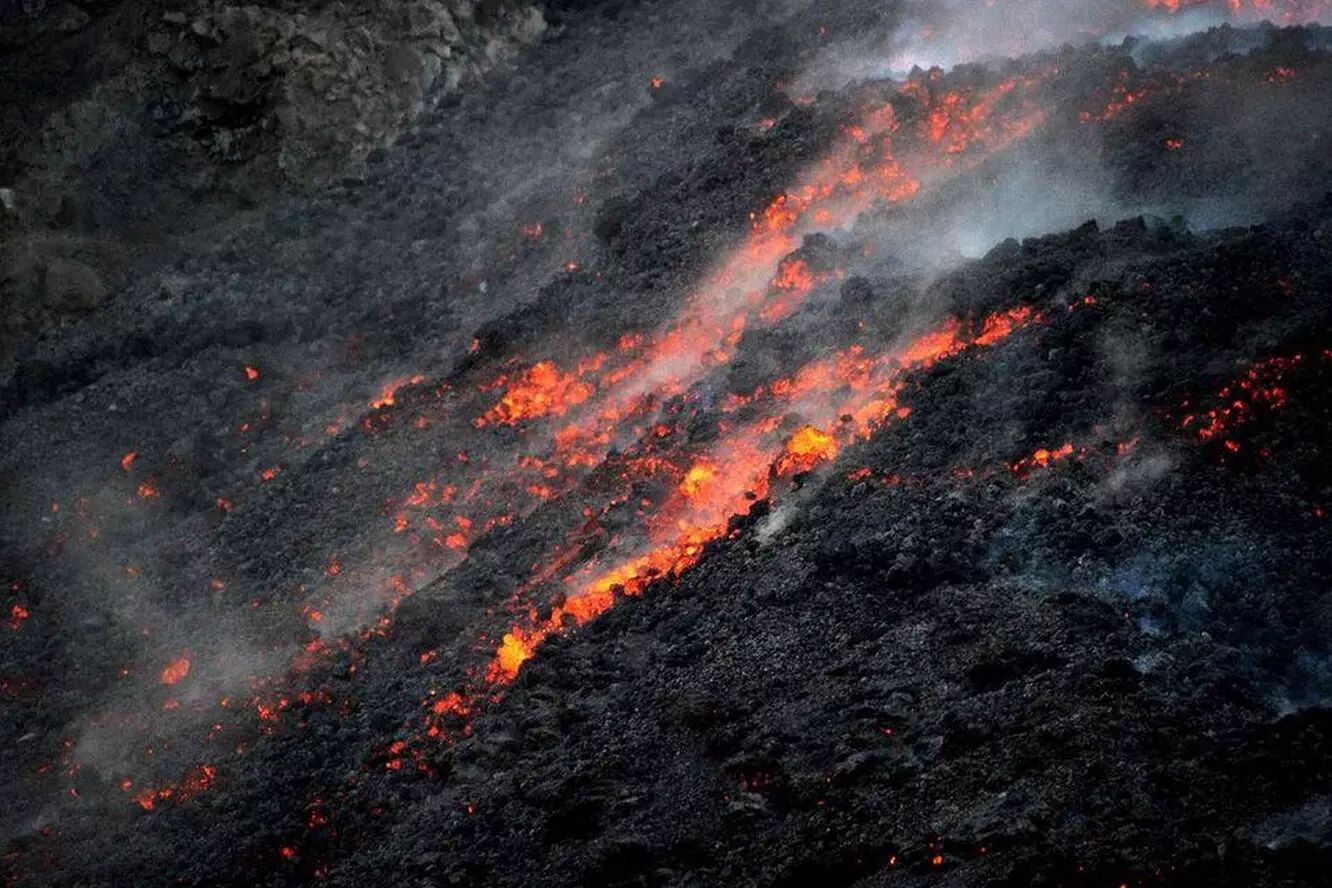 Neue Art von mächtigen Eruptionen auf dem Jupitermond entdeckt