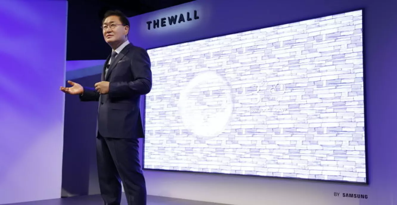 Samsung The Wall: Αρθρωτή τηλεόραση MicroLED 146 ιντσών 354569_2