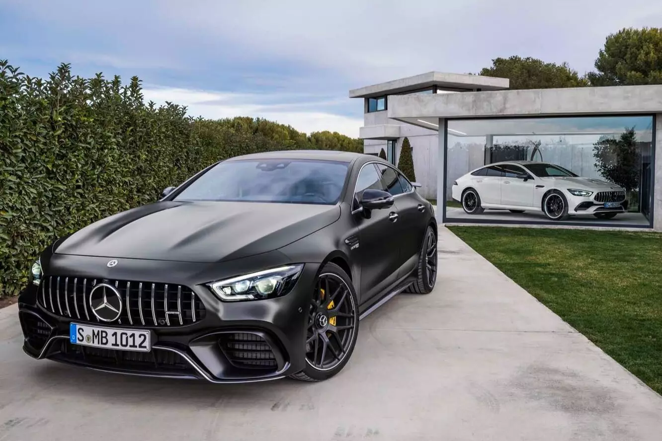 Thaispeáin Mercedes-AMG a chéad ardú ar ais