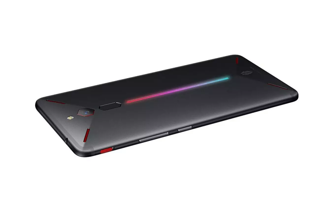 Παρουσιάστηκε το gaming smartphone Nubia Red Magic 356091_2