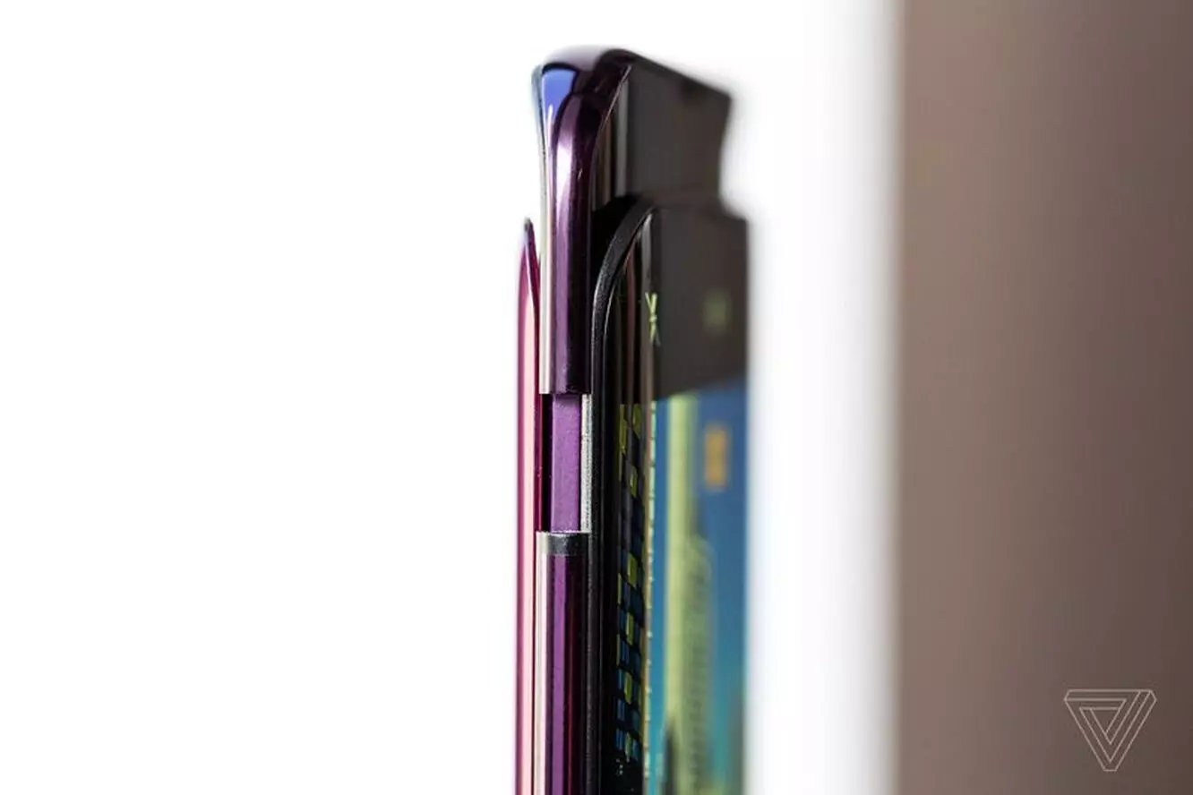 Nutitelefon Oppo Find X: võimas 