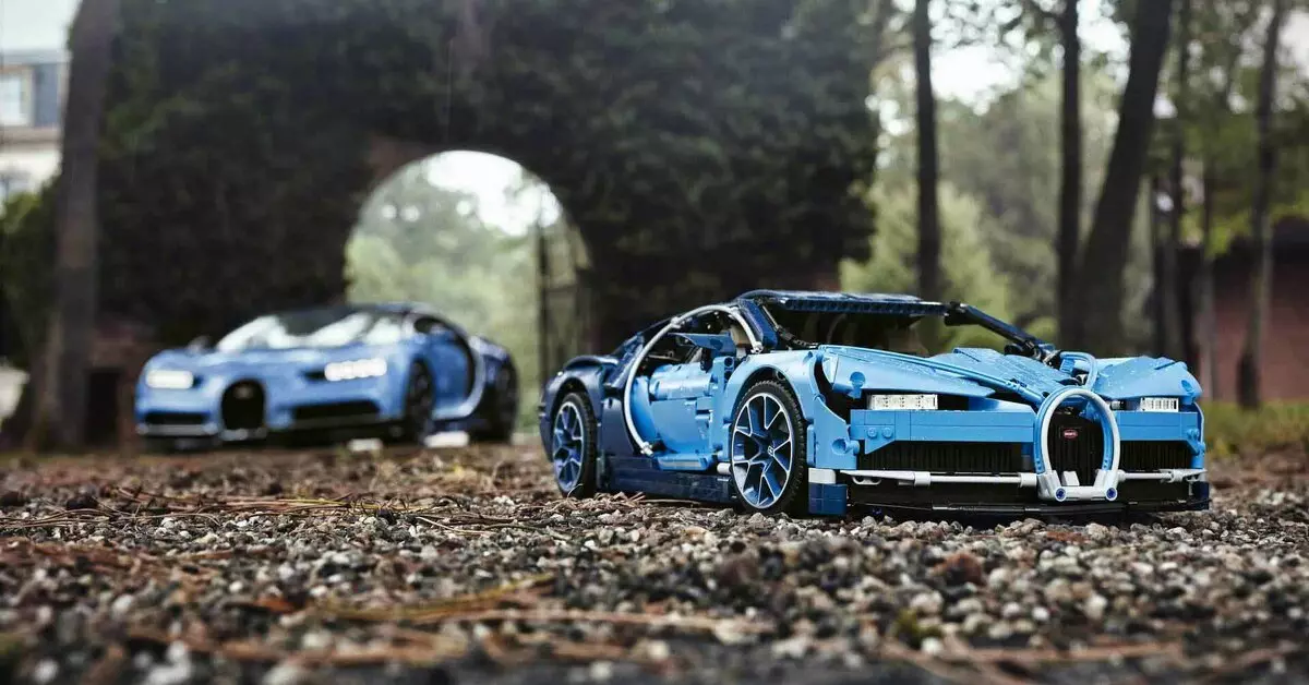 Bugatti Chiron конструктор од 3599 делови