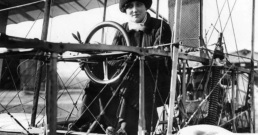 8 mars ou Journée de l'aviation des femmes