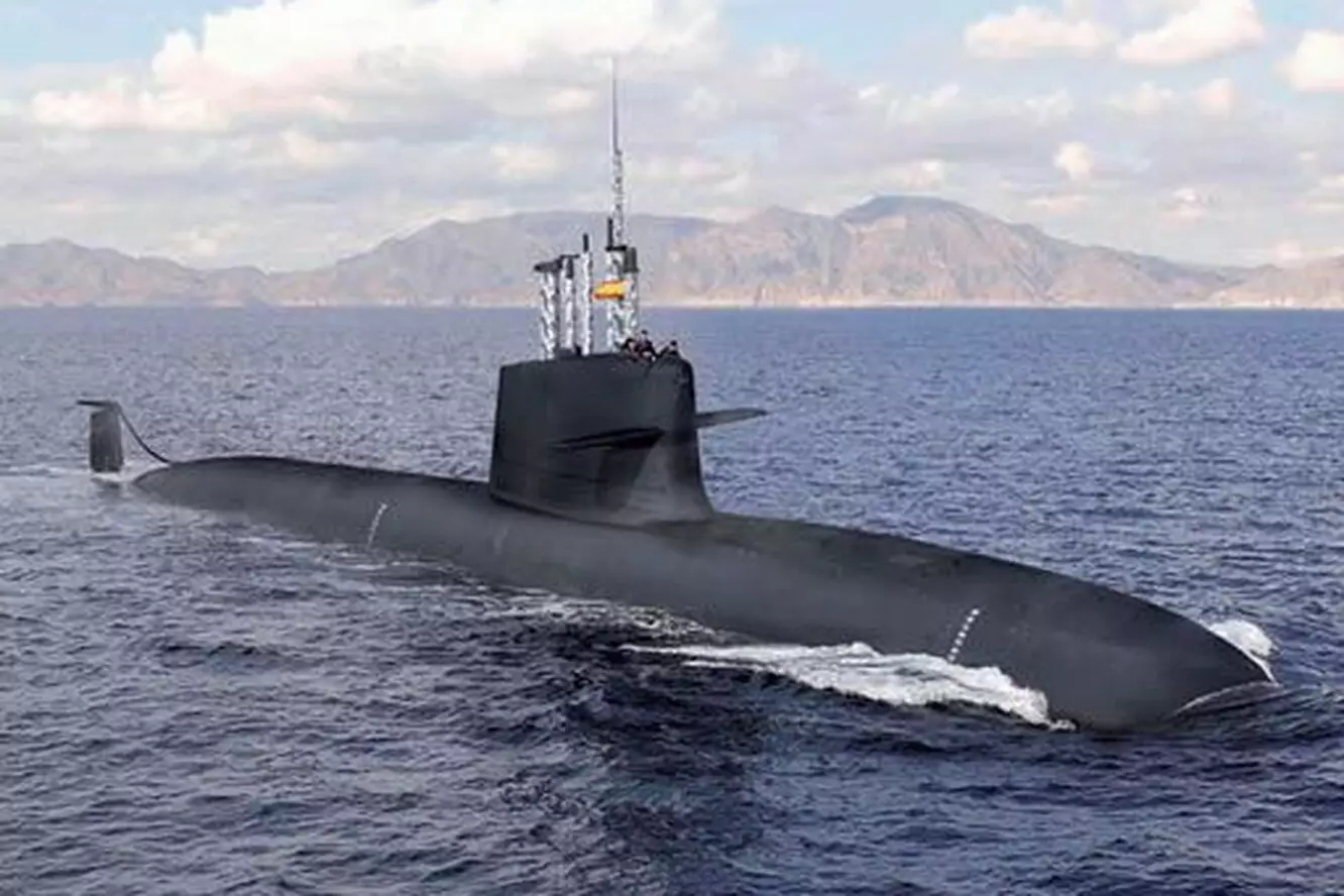 Submarine ti ipari igbasilẹ fun Spain ko baamu ni ibi iduro tirẹ