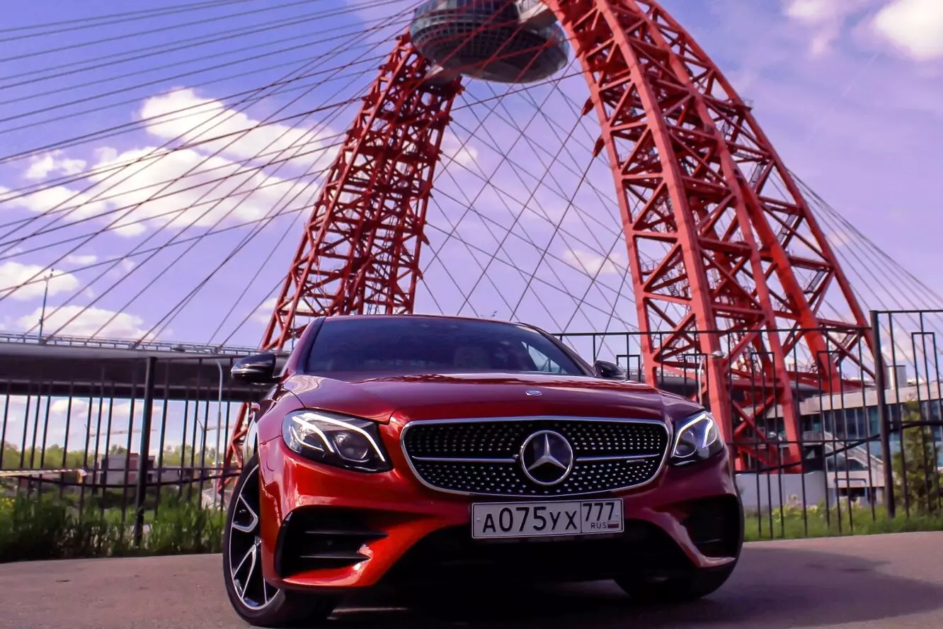 Կարմիր սլաք՝ Mercedes-AMG E 43 թեստ