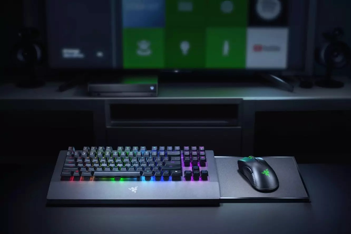 Ang unang keyboard ug mouse alang sa Xbox One gipaila 359558_2