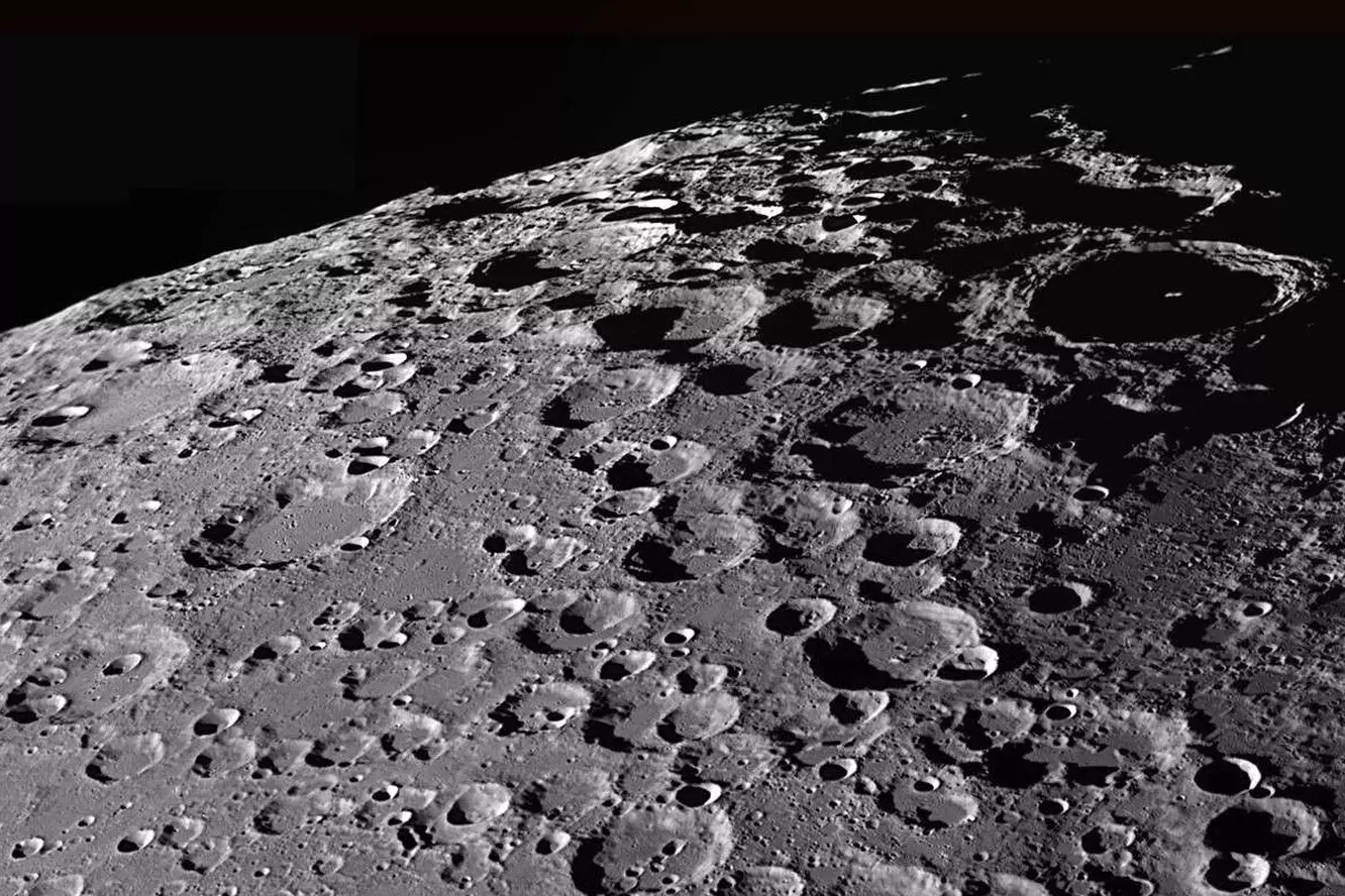 El nombre d'impactes d'asteroides a la Terra es calcula a partir de dades lunars