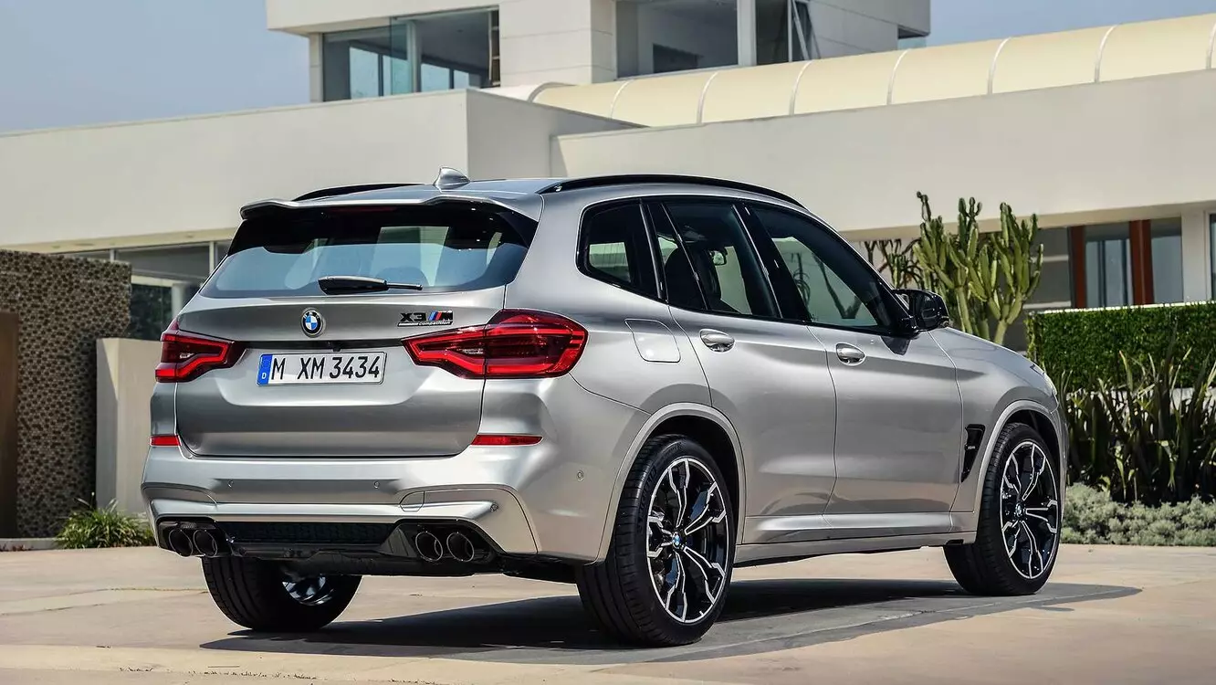 BMW بىر نەچچە «قىزىق» چەكتىن ھالقىغان 360336_2