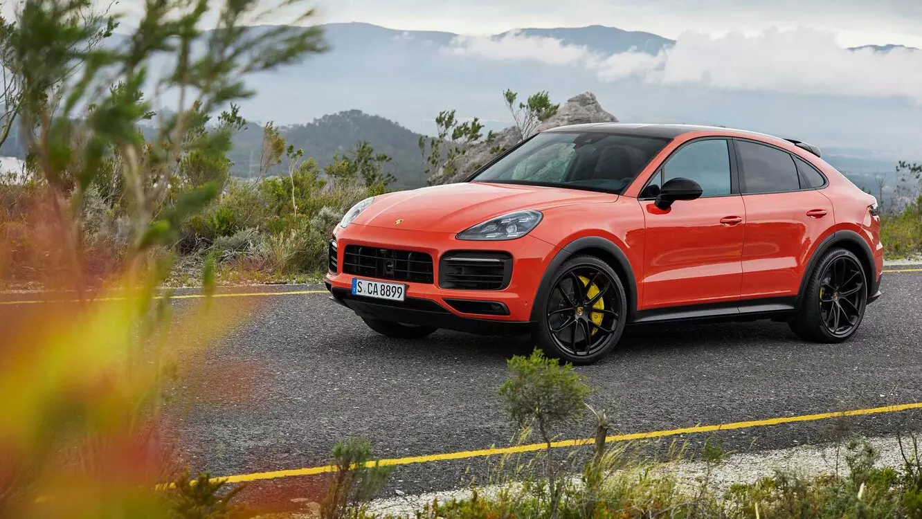 Porsche паказала доўгачаканы Cayenne Coupe 361152_2