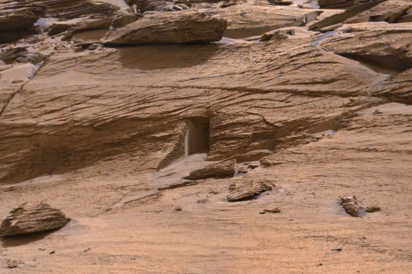 Na Marse bolo objavené to, čo vyzerá ako vchod do „starodávnej hrobky“.