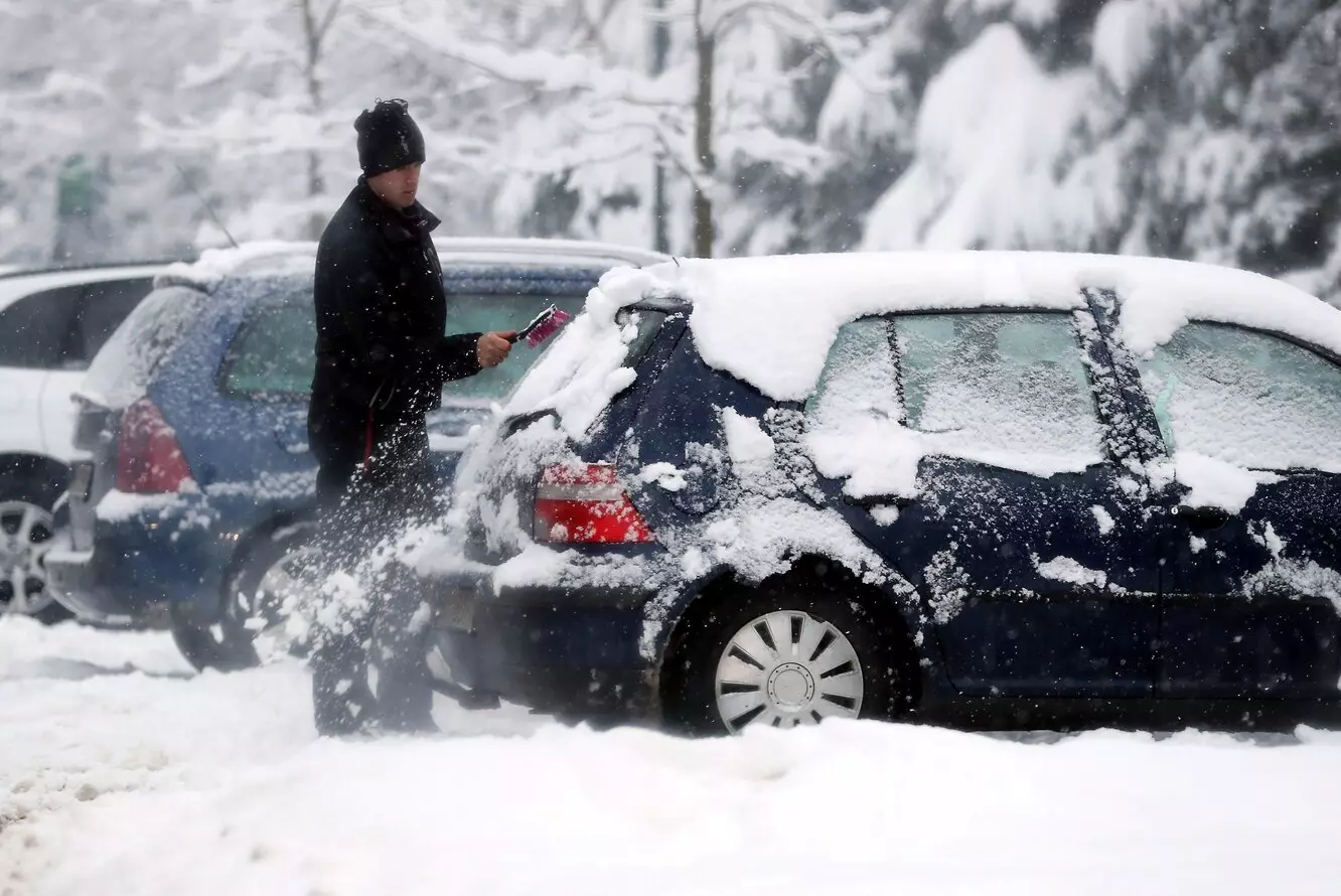 Bi destpêka sermayê re, pirsgirêkên destpêkirina motorê gengaz in