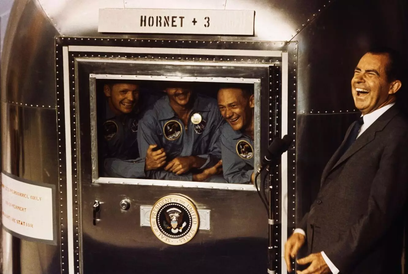 Richard Nixon möte med astronauter som har varit på månen