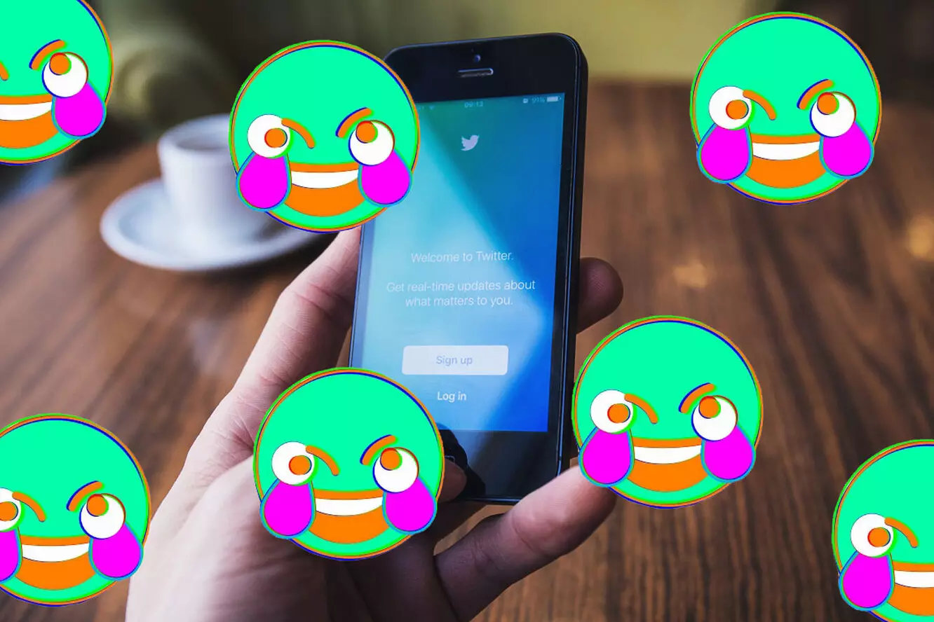 Zakaj je Twitter prepovedal samoprožilne GIF-je?