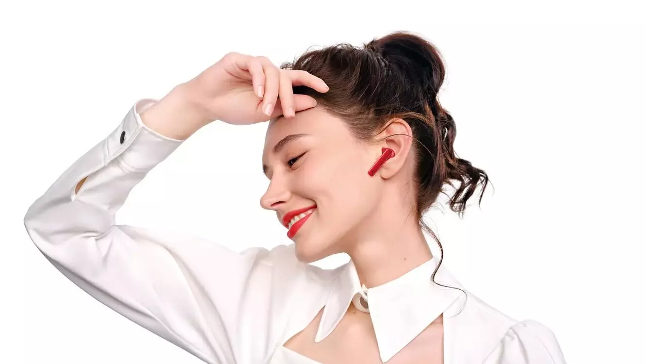 Recensione delle cuffie wireless Huawei FreeBuds 4i: analogo economico di Apple AirPods Pro 369656_5