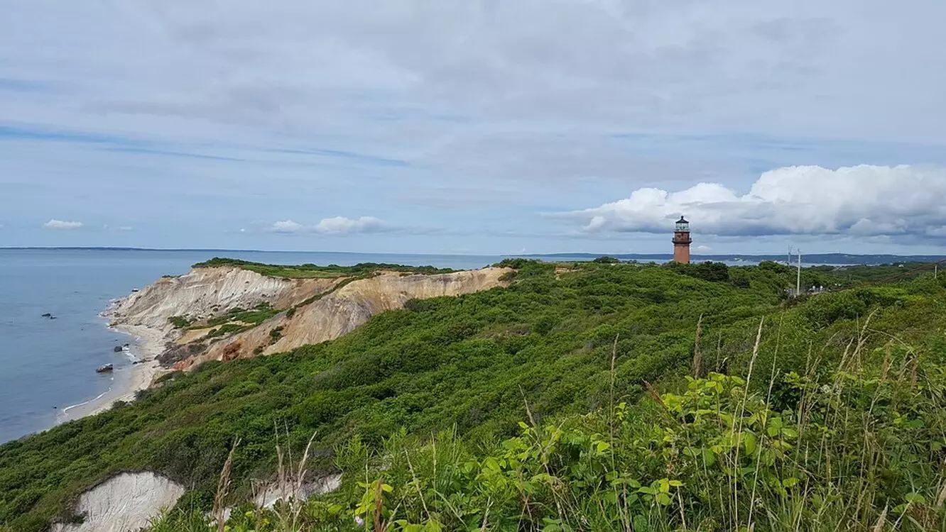 Cómo se mueven los faros: tecnología inusual 371251_8