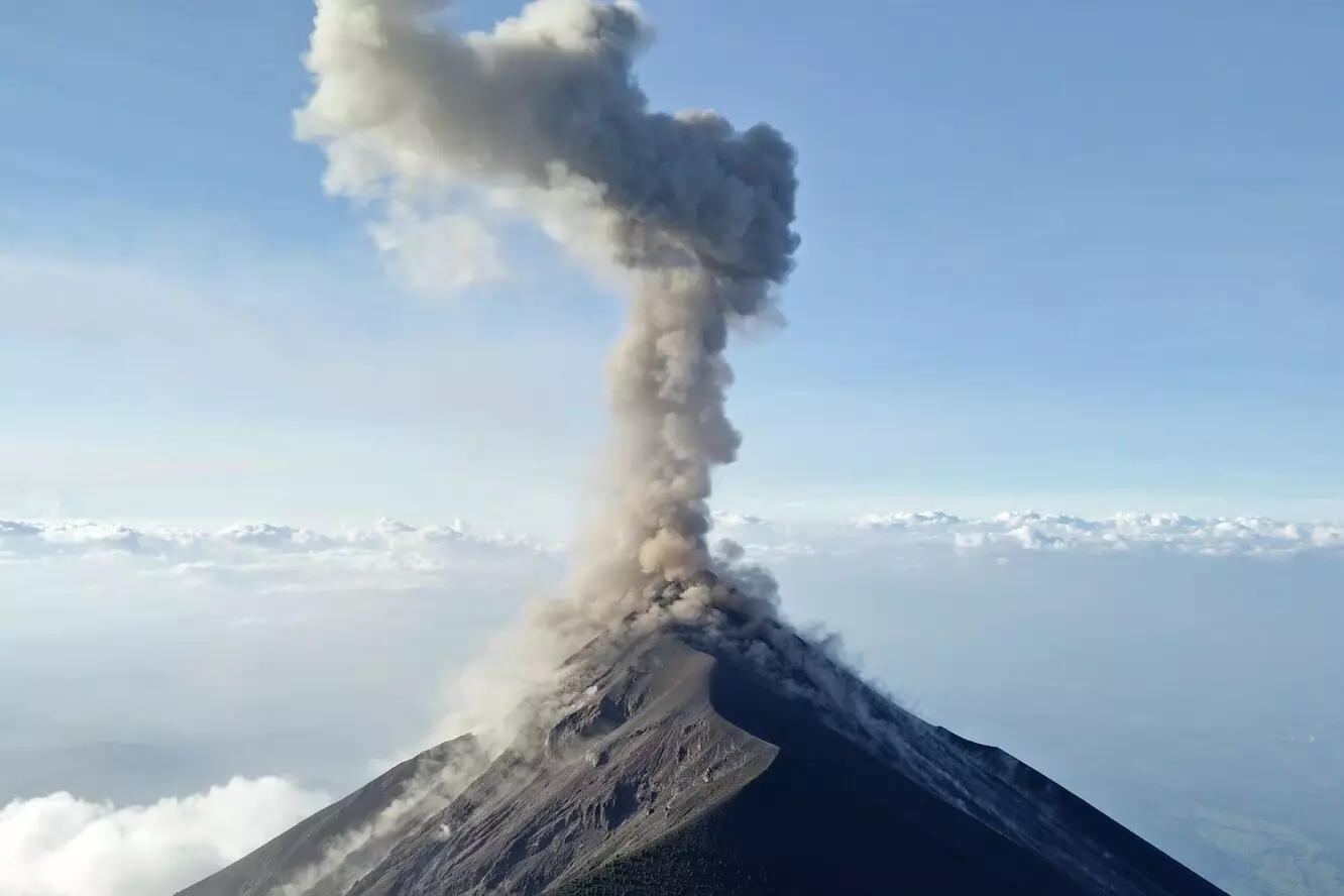 无人机将监测火山的“行为”