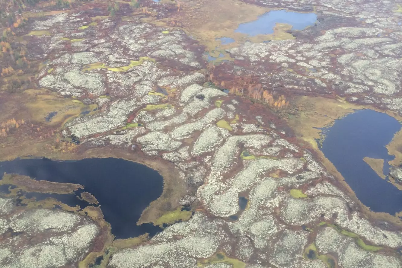 Nini permafrost inaficha: amana za methane katika maziwa ya thermokarst