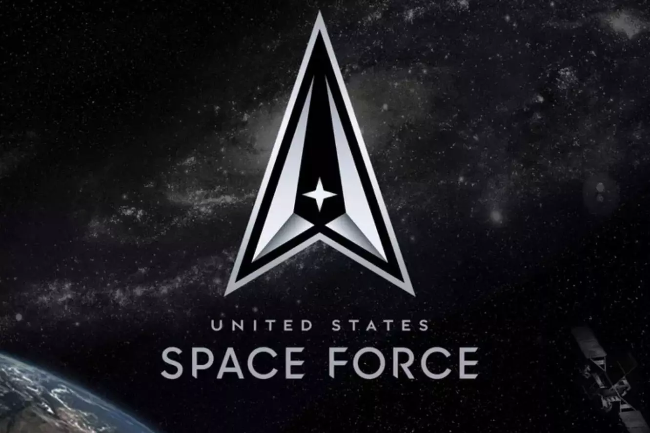 I-US Space Force iyakukhanyela ukukopa kwilogo yayo