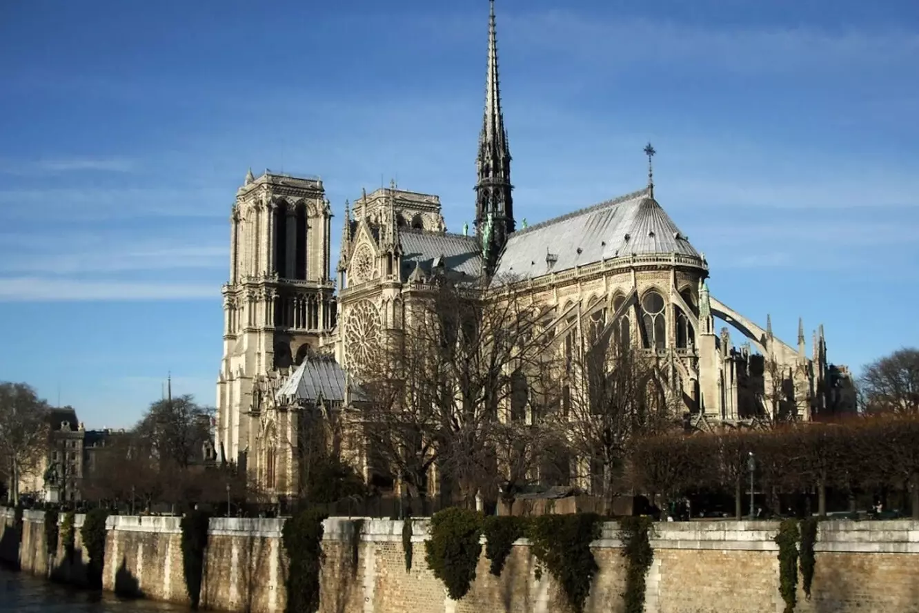 Notre Dame de Paris será restaurada á súa forma orixinal: sen remake
