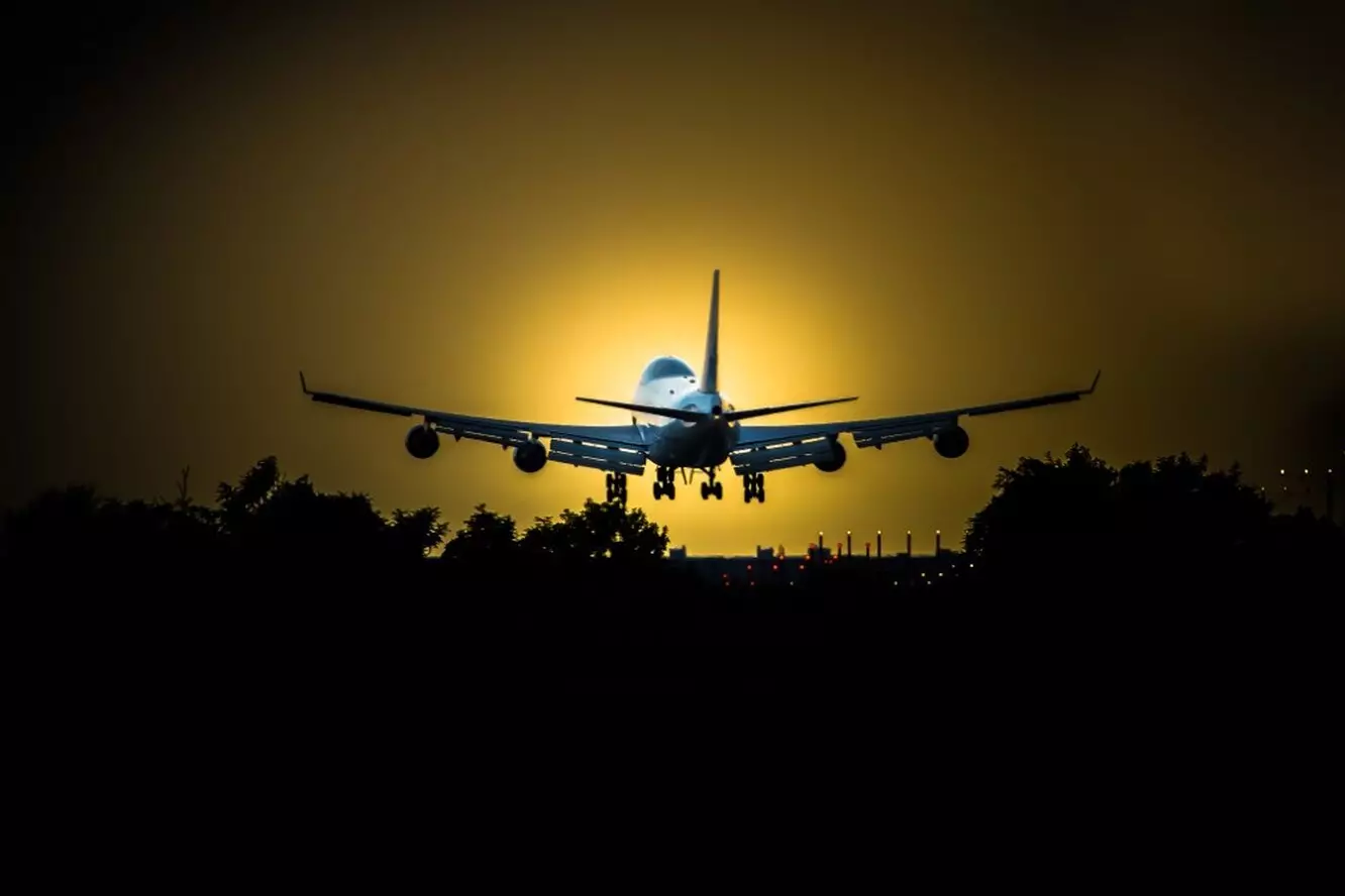 máy bay Boeing 747 375305_1