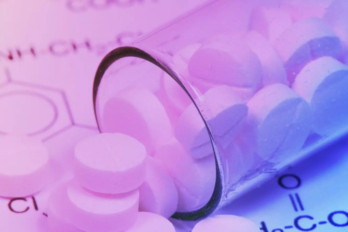 O algoritmo de recomendación revelou os efectos secundarios das drogas