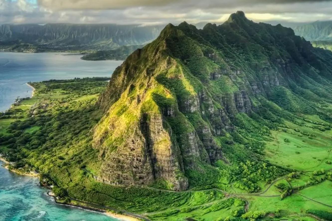 Enormes ríos subterráneos frescos atopados na costa de Hawai