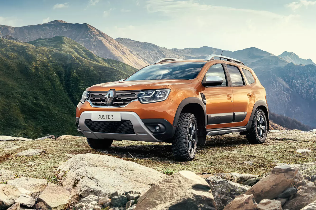 Bestseller yeniləndi: Renault Rusiya üçün yeni Duster nümayiş etdirdi