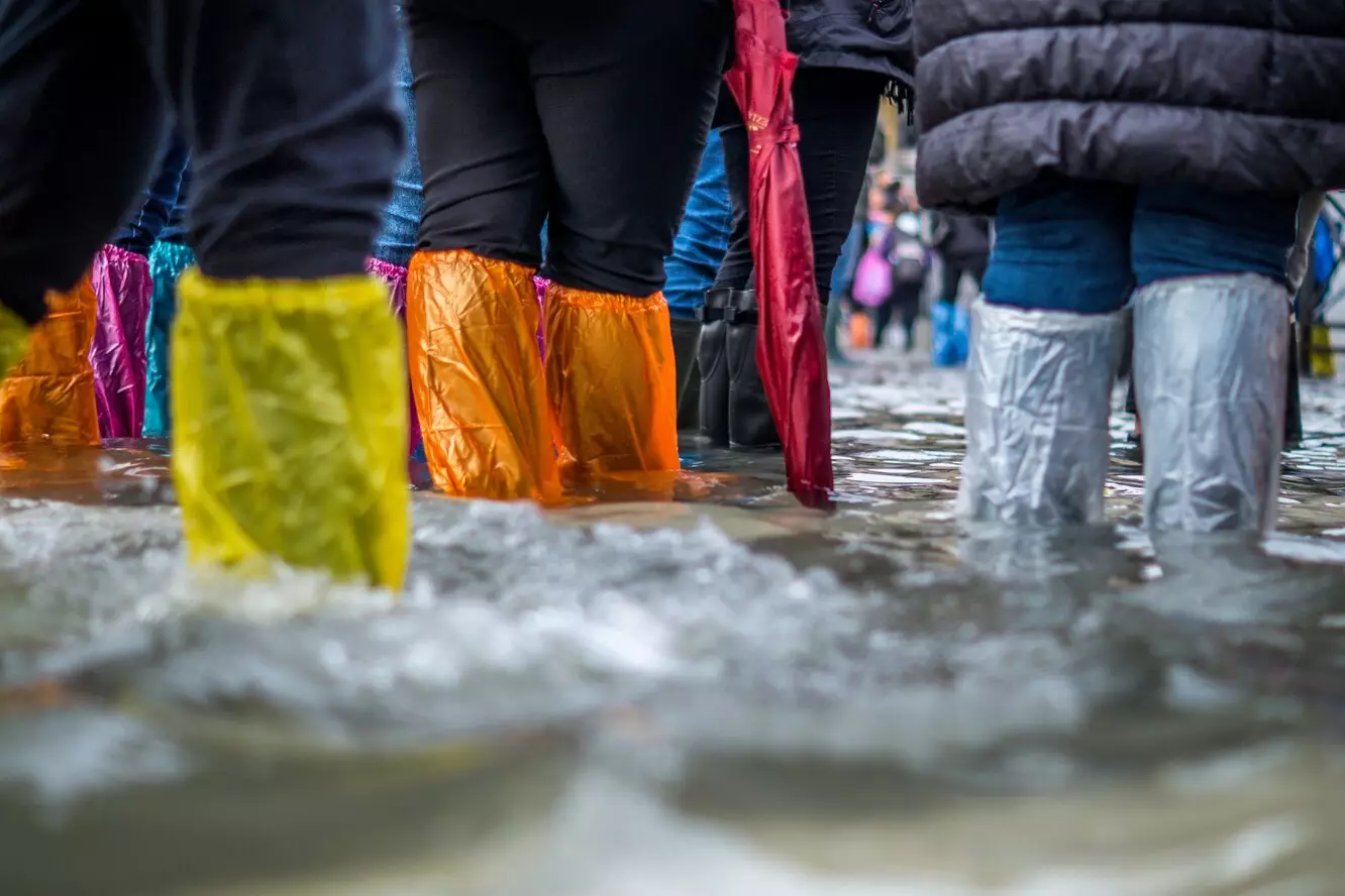 En femtedel av världens befolkning kommer att drabbas av sättningar till 2040