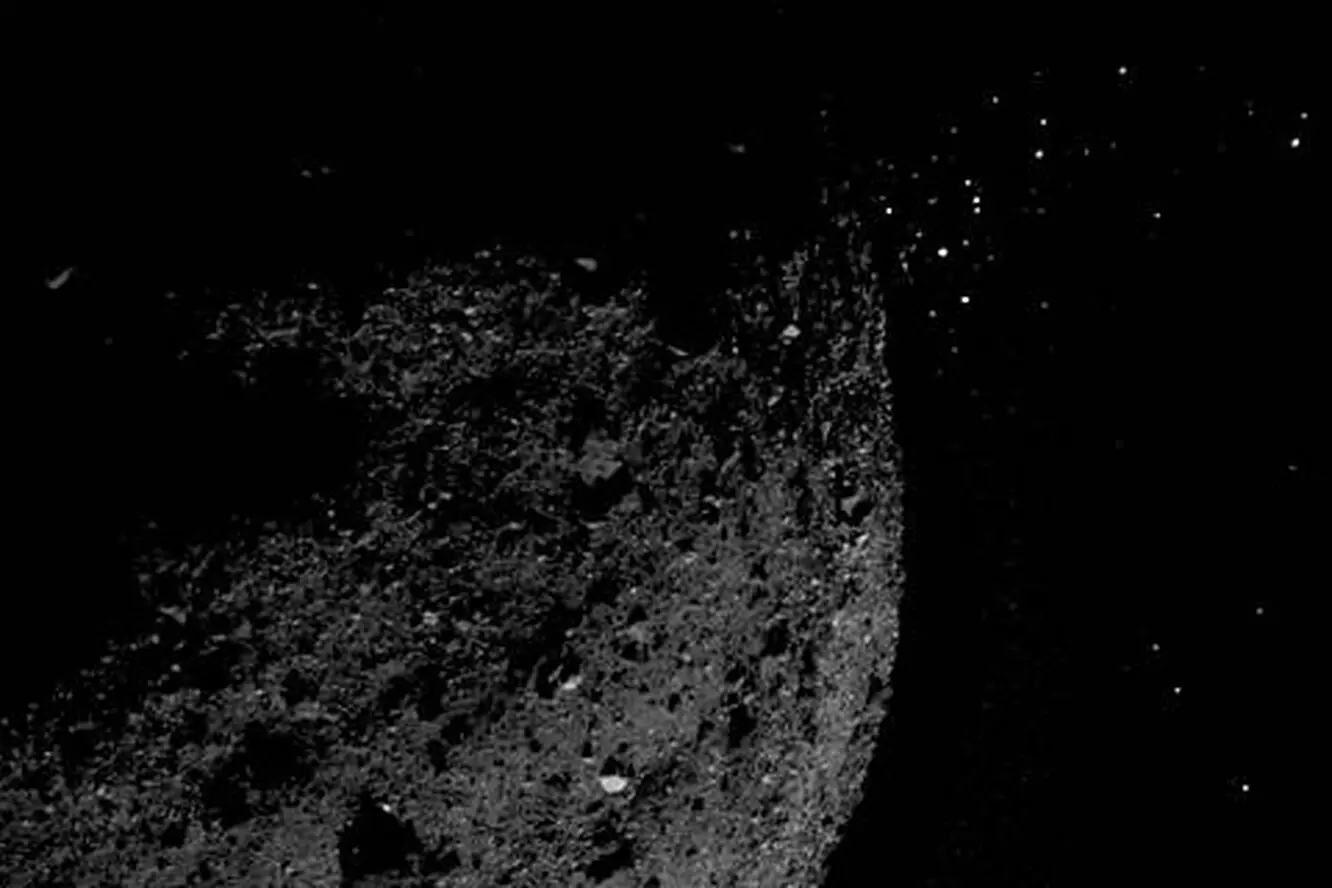 OSIRIS-REx ග්‍රහක Bennu වෙතින් පෘථිවියට ආපසු පැමිණීමට පටන් ගනී