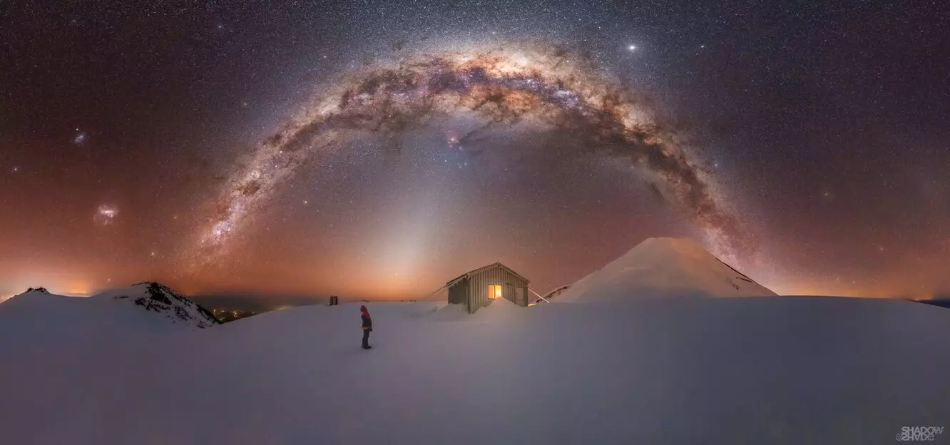 «Mt. Taranaki Milky Way”