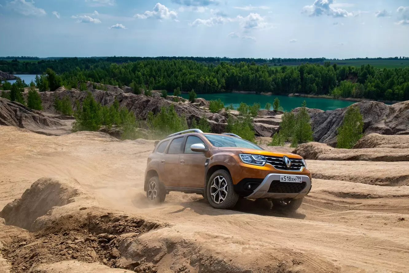 Бензин турбо қозғалтқышы және CVT бар жаңа Renault Duster сынақ дискісі 384373_12