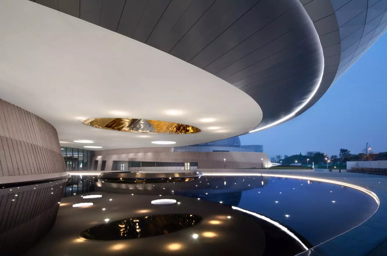 See the world's largest planetarium recently opened in Shanghai 386439_7