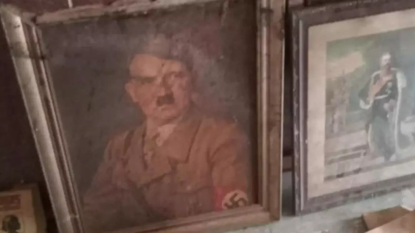 Nazistisk 'tidskapsel' funnet på innsiden av veggene i det tyske huset 387096_2