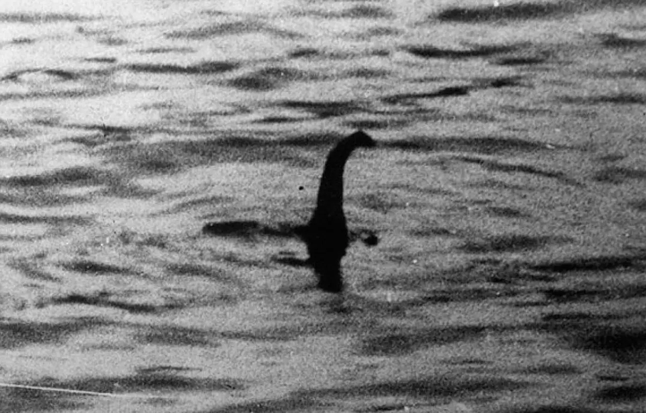 Picha ya Iconic ya 1934 ya Loch Ness Monster iligeuka kuwa udanganyifu