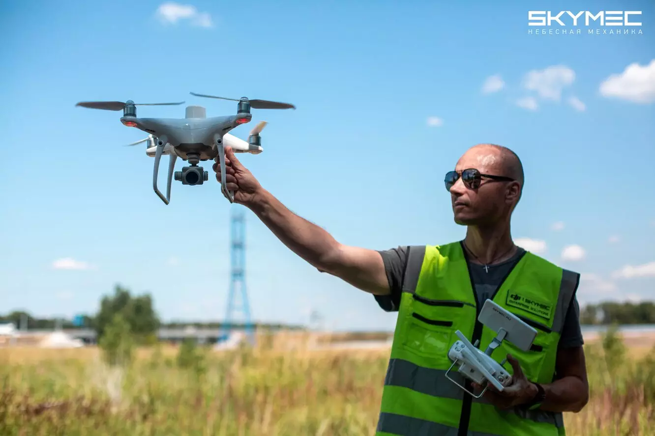 Skrydžių sauga su pramoniniais dronais 387704_2